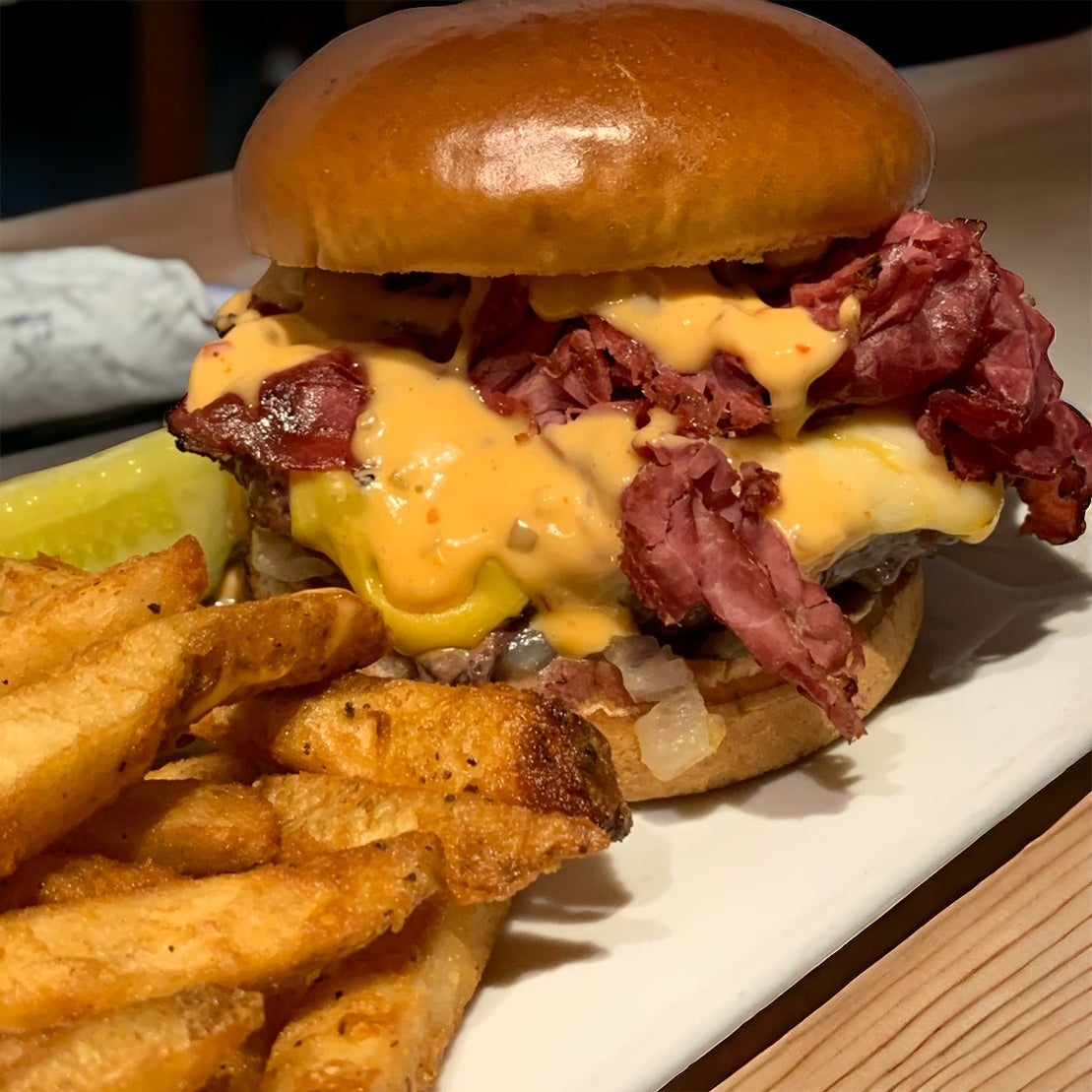 Brett's Beef and Cheese | Mason's Marketplace